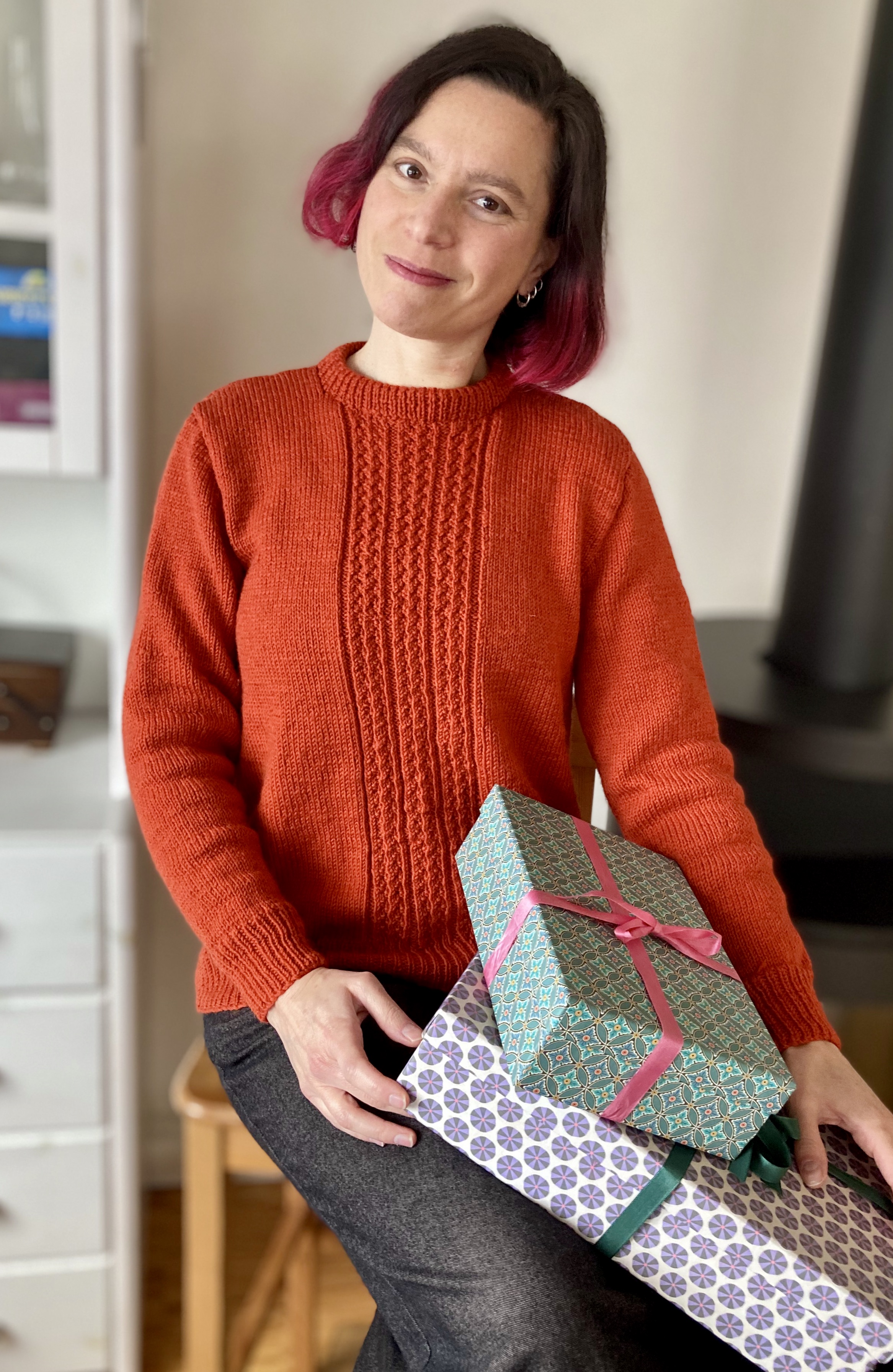 December 1964: Front Panel Classic Sweater – The Stitchcraft Sixties